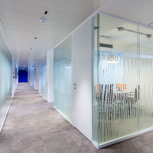 Dividing Partitions and Raised Floor – Kokkinos Group